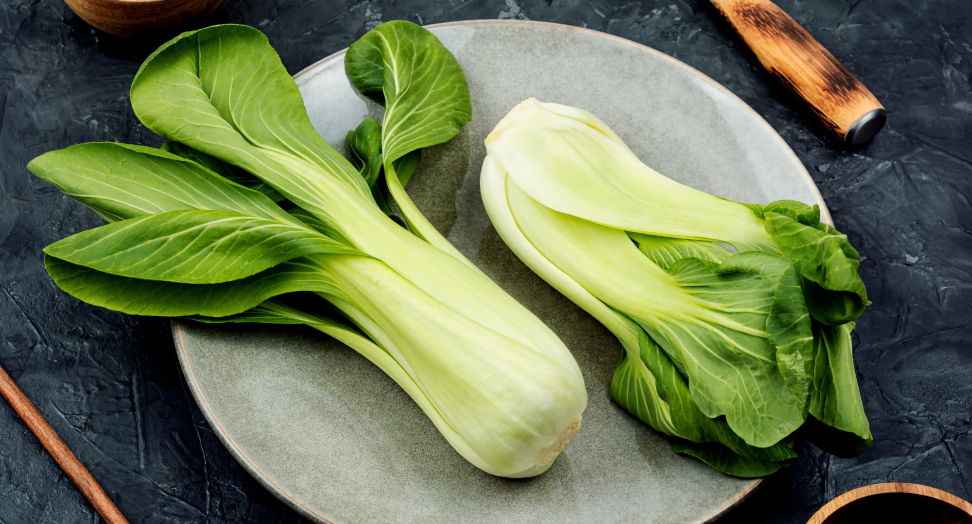 Pak choi con garbanzos y huevo - Disfruta & Verdura